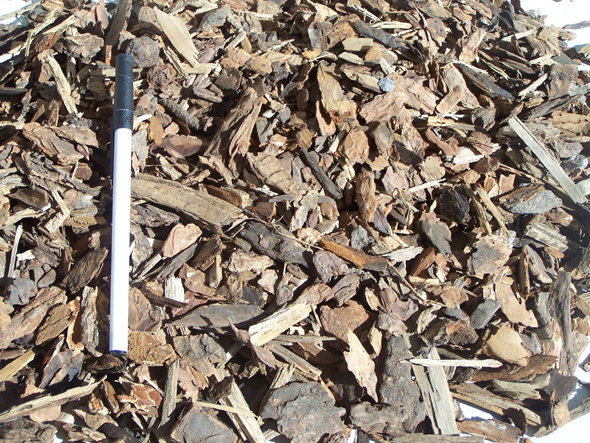 Mulch / Red Cedar / Cascade Cedar / Bark / Natures Best / Playground